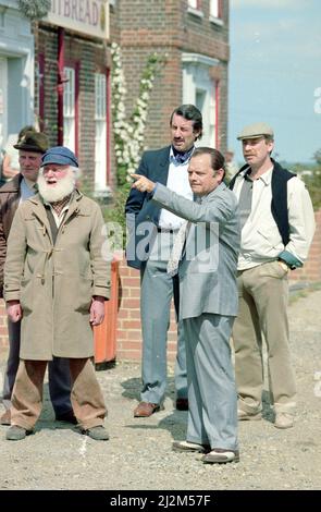 Only Fools and Horses - TV Programmes - Cast of TV Show, Behind The ...