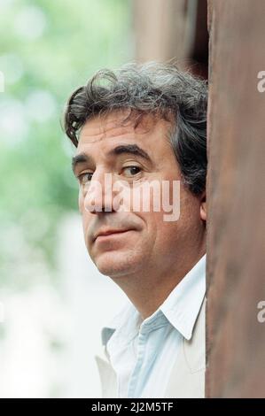 Comedian and actor Terry Jones. 25th September 1989 Stock Photo - Alamy