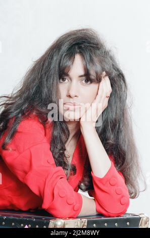 Susanna Hoffs, american singer, guitarist and actress, Studio Pix ...