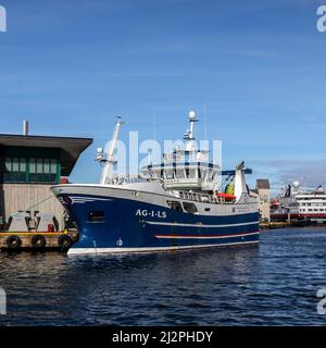 Fshing vessel Nesejenta in the port of Bergen, Norway Stock Photo - Alamy