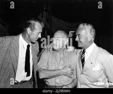 HOPALONG CASSIDY, William Boyd, director Derwin Abbe, Edgar Buchanan on ...