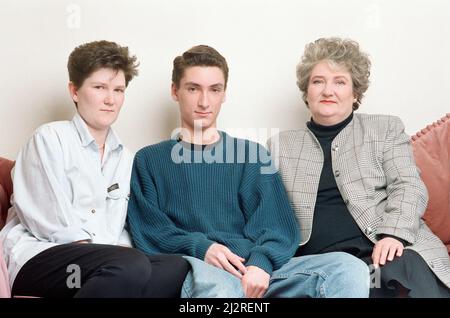 Tracy Jobson, Beverley Allitt's alleged former lover, with her mother ...
