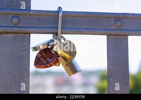 Love locks on the Innsteg in Passau Stock Photo - Alamy