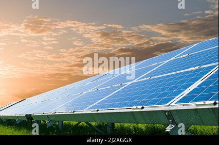Sun rays over a photovoltaic power plant Stock Photo - Alamy
