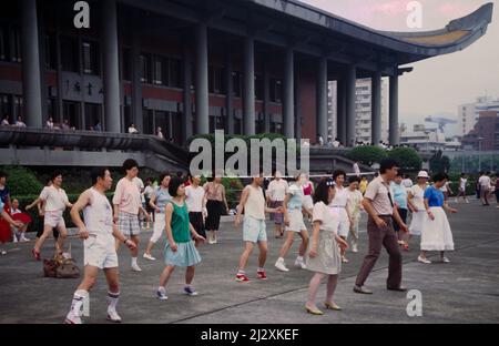 Taipei Taiwan Early Morning Exercises Stock Photo - Alamy