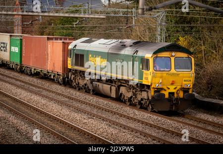Freightliner class 66 locomotive 66526 passing Eastriggs (north of ...