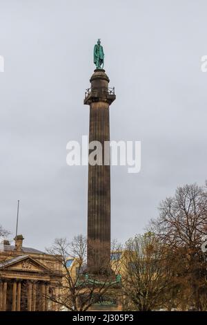 England, Merseyside, Liverpool: the statue of the Duke of Wellington on ...