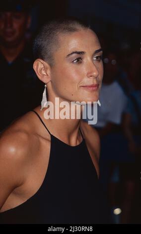 June 23, 1996 - New York, New York, U.S. - K5414HMC.BRUCE WILLIS & DEMI ...