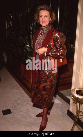 Frances Bergen Circa 1980's Credit: Ralph Dominguez/MediaPunch Stock ...