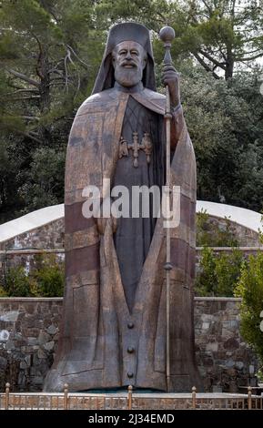 Bronze statue at the burial site of Archbishop Makarios III on Mount ...