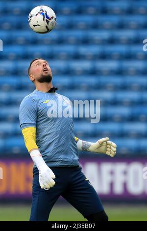 Ben Hamer #18 of Swansea City makes the save Stock Photo - Alamy
