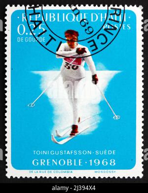 SWEDEN - CIRCA 1968: stamp printed by Sweden, shows Dancing cranes ...