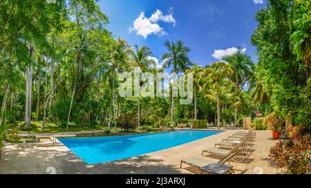 Swimming Pool, Hacienda Chichen Resort, Chichen Itza, Yucatan, Mexico ...