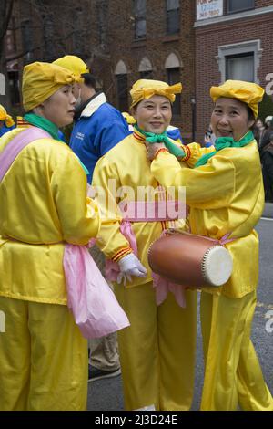 Falun Dafa group marches in the Saint Patrick's Day Parade in Bay Ridge ...