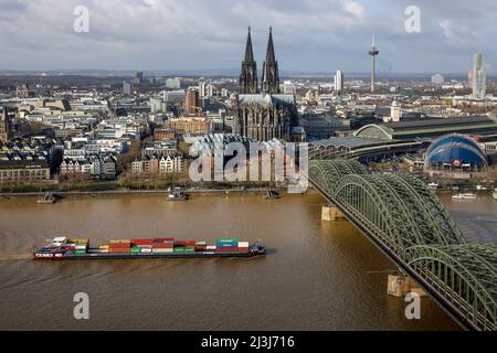 Cologne, Germany skyline on the Rhine River Stock Photo - Alamy
