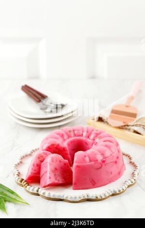 Cantik Manis or Jentik Manis (Kue Pacar Cina) , Cente is Indonesian ...