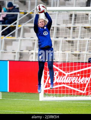 United States' goalkeeper Alyssa Naeher reacts during the women's Group ...