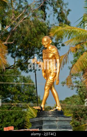 Mahatma Gandhi statue ; Kollam ; Kerala ; India ; Asia Stock Photo - Alamy