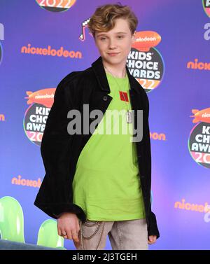 Asher Bishop arrives at the 2022 Nickelodeon Kid's Choice Awards held ...