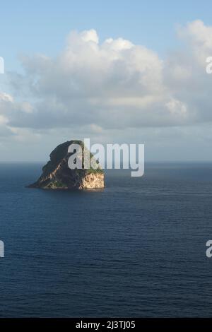 Martinique, Antilles, Outre-mer, Caraïbes, Mémorial du Cap 110, statue ...