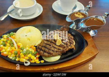 Rib Eye Steak at Steak 21 Resto, Jakarta, Indonesia Stock Photo - Alamy