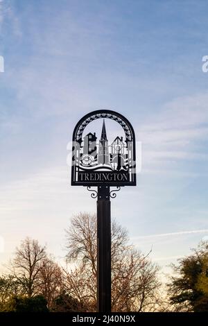 Tredington village sign in spring at sunrise. Warwickshire, England ...