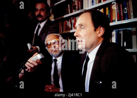 Gerd Heidemann, deutscher Reporter, wird in Hamburg zu den von ihm ...