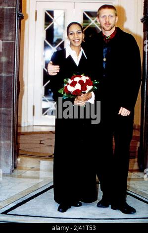 Boris und Barbara Becker, am Tag ihrer Hochzeit, Deutschland 1993 Stock ...