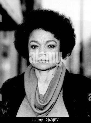 Eartha Mae Kitt (born Keith; January 17, 1927 – December 25, 2008) was ...