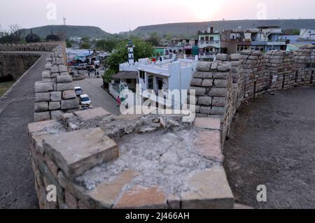 Fort and Temples in Chanderi Heritage City, in Chanderi Madhya Pradesh ...
