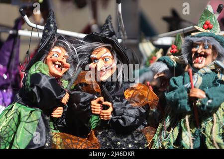 Thale, Germany. 12th Apr, 2022. Visitors stand at the top station of ...