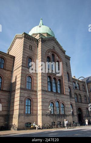 Centre for Health and Society (CSS), City Campus, University of ...