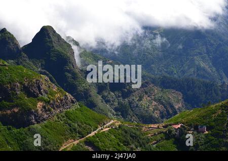 Boca da Encumeada mountain pass, Madeira Stock Photo - Alamy