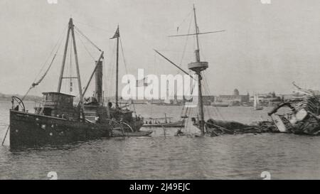 Sinking of the USS Maine, 1898 Stock Photo - Alamy