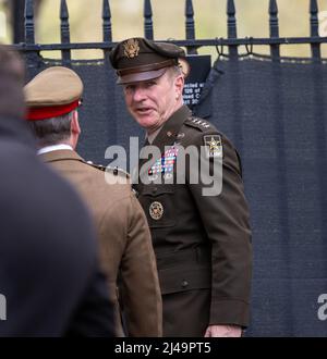 The Chief of the General Staff, General Mark Carleton-Smith inspects ...