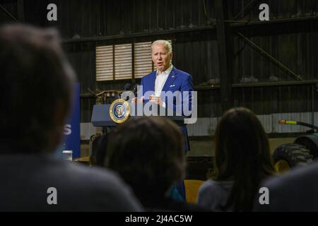 President Joe Biden speaks at POET Bioprocessing in Menlo, Iowa ...