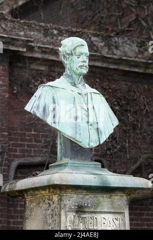 Bust of the artist Alfred East in the garden of the gallery named after ...