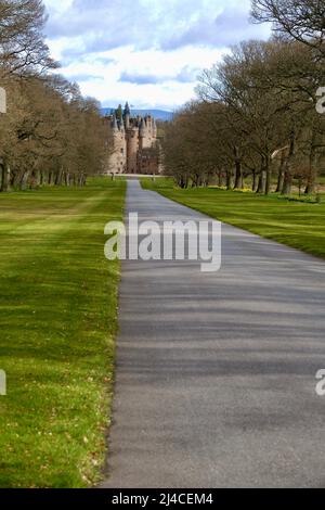Princess Elizabeth & Princess Margaret with Queen Mother Stock Photo ...
