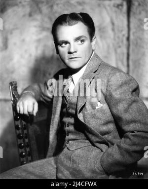 JAMES CAGNEY 1938 Portrait publicity for Warner Bros Stock Photo - Alamy