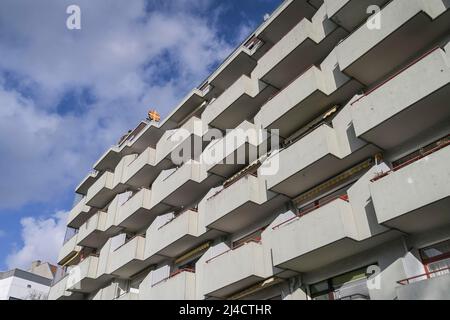 Residential building, concrete, balconies, Bundesplatz, Schoeneberg ...