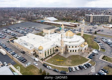 Dearborn, Michigan - The Islamic Center of America, the largest mosque ...
