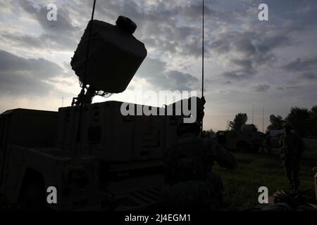 Counter Mortar Radar - New York Army National Guard Soldiers with the ...