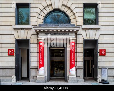 London School of Economics, New Academic Building. The entrance and ...