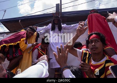Jesus Christ in Manila North Cemetery in Manila in Luzon Metro Manila ...