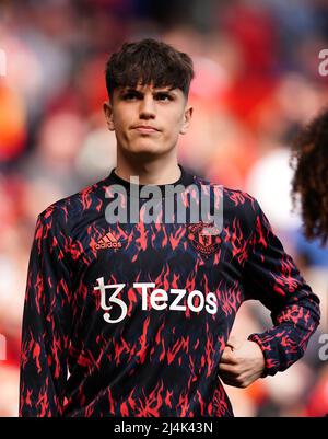 Manchester United's Alejandro Garnacho warming up prior to kick-off ...