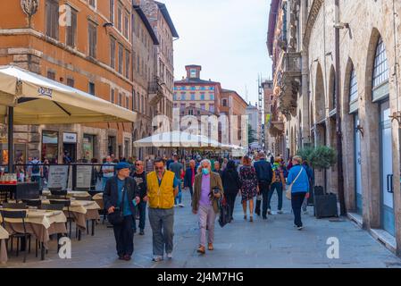 Corso Pietro Vannucci in the old town centre, Perugia, Umbria, Italy ...