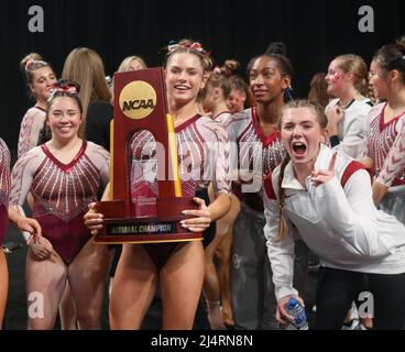 April 2, 2022: Oklahoma's Jordan Bowers leaps into the air during her ...
