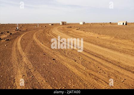 Mauritania, Ouadane, road to Chinguetti Stock Photo - Alamy