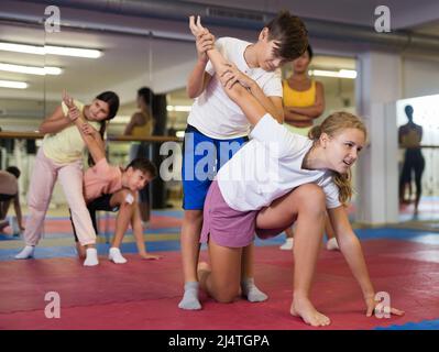 Kids on self-defence training Stock Photo - Alamy