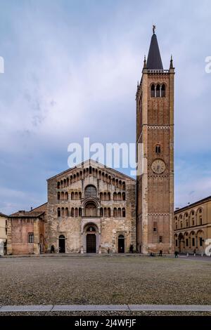 The beautiful Cathedral of Parma Stock Photo - Alamy